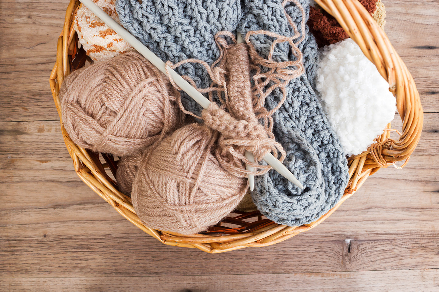 Slik lærer du deg å strikke på 1-2-3 | Obs.no