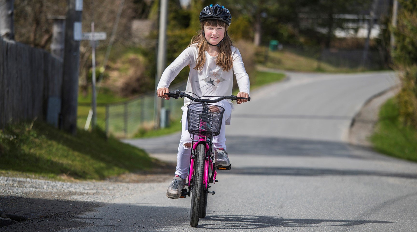 Slik gjør du barna tryggere på sykkelen | Obs.no